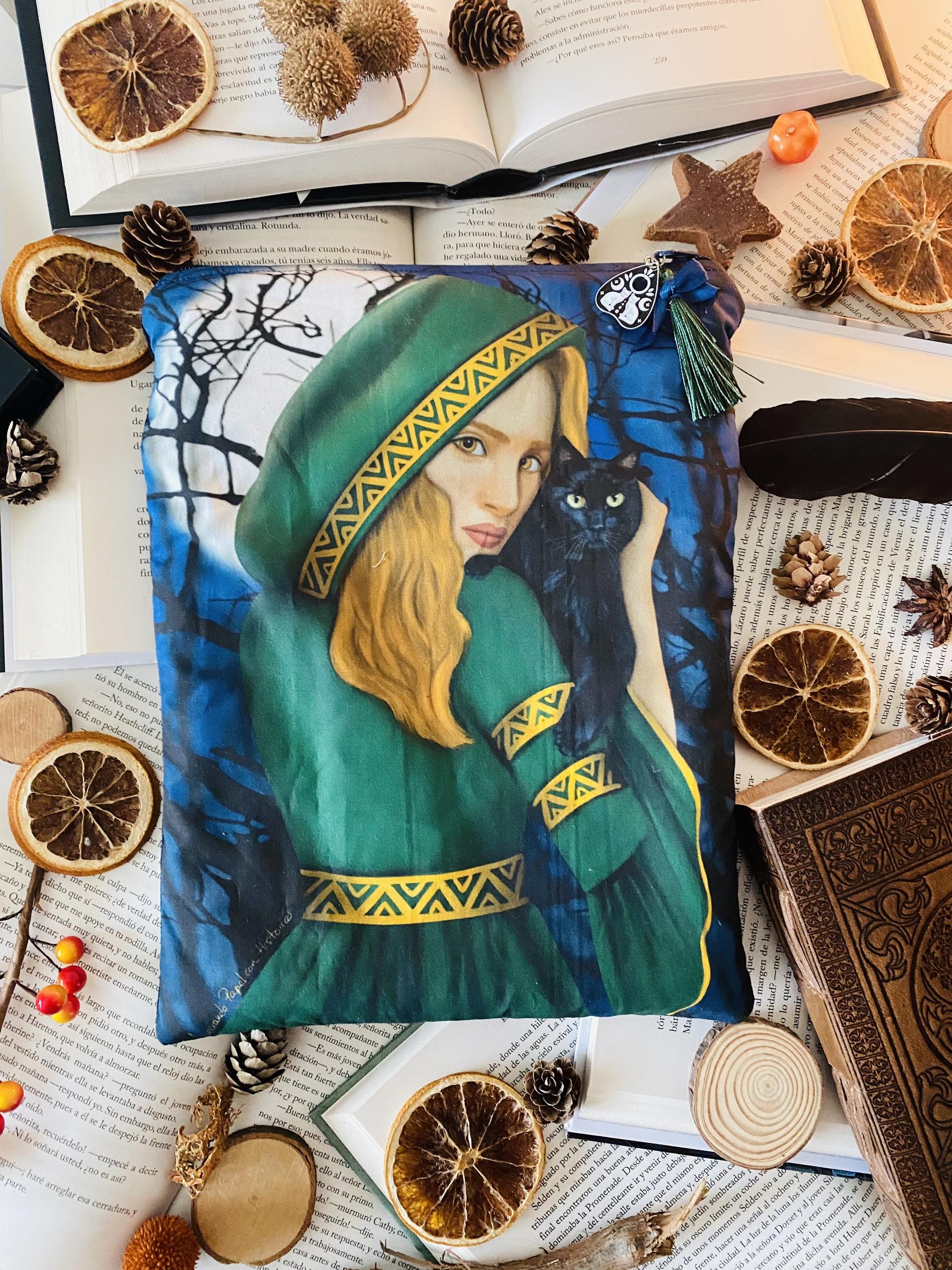 Funda saco grande artesanal Bruja Medieval - Acariciando Papel con ...