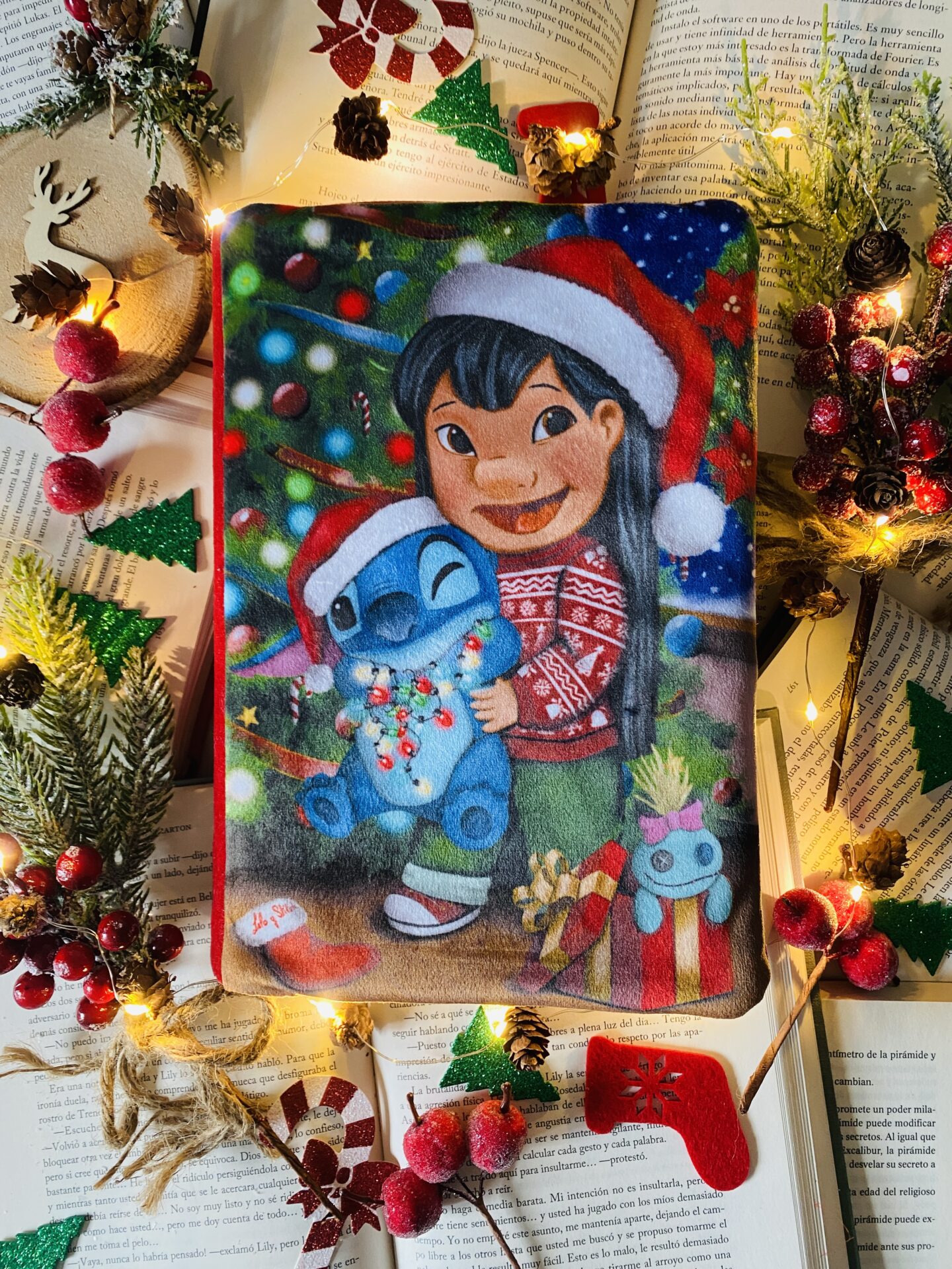 Funda libro solapa velvet Lilo y Stitch Navidad - Acariciando Papel con ...