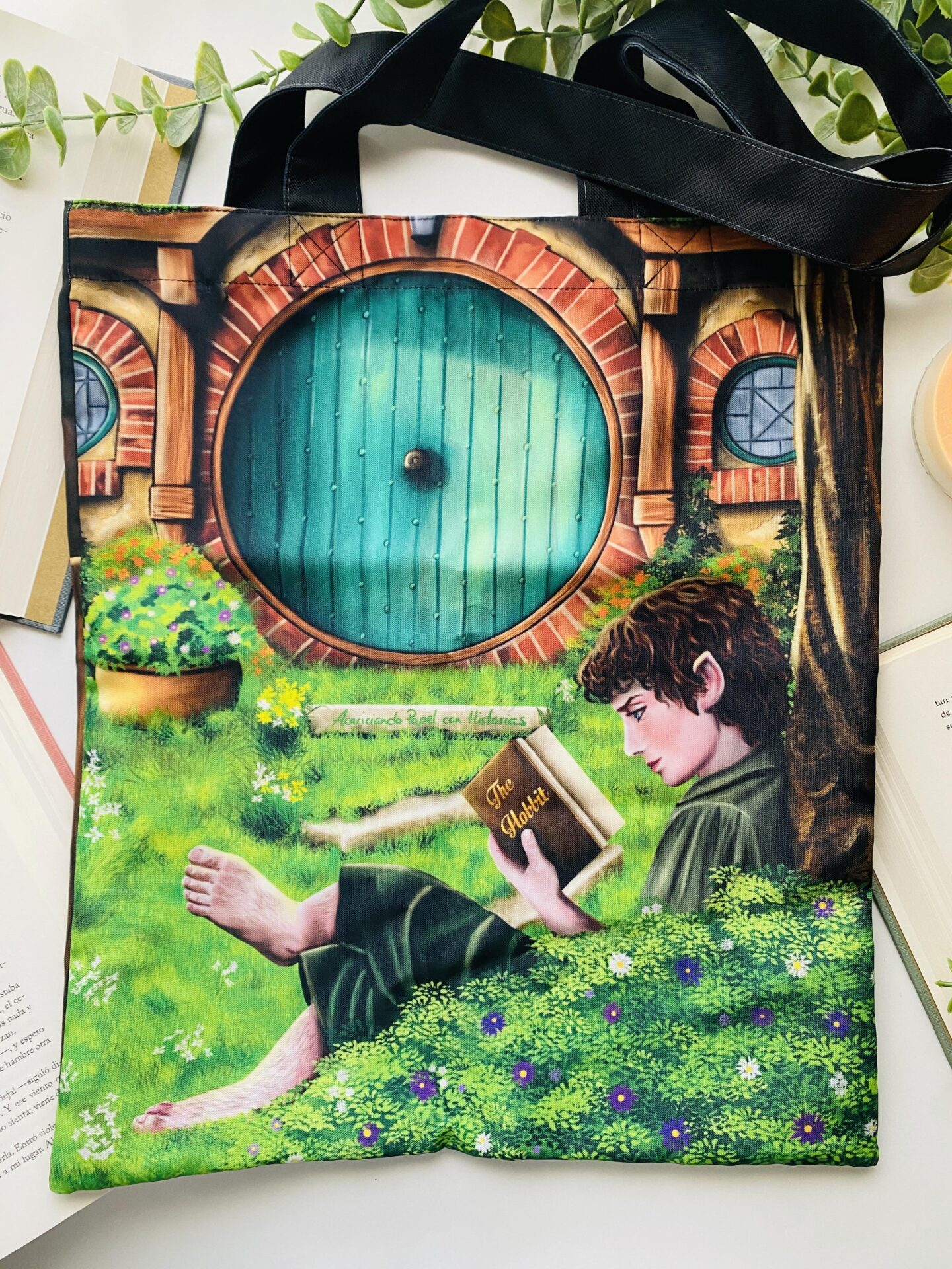 Tote Bag All Over Hobbit - Acariciando Papel con Historias